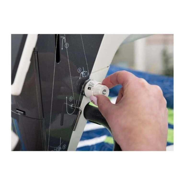 Grace Q’nique 19X Elite + Evolution Elite Frame - Moore's Sewing