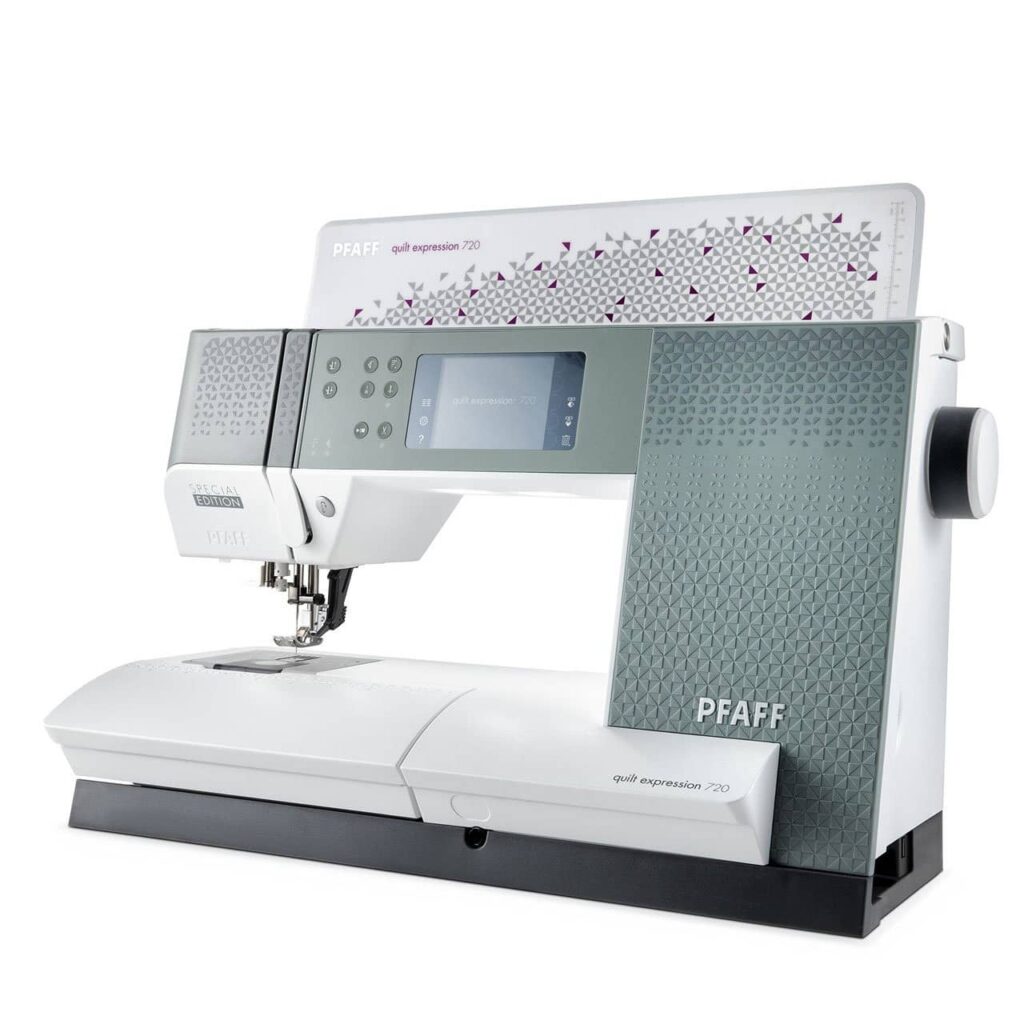 Pfaff Quilt Expression 720 Special Edition - Moore's Sewing