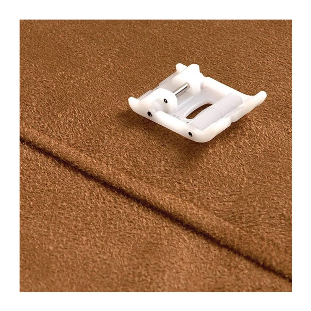 Baby Lock Roller Foot - Moore's Sewing